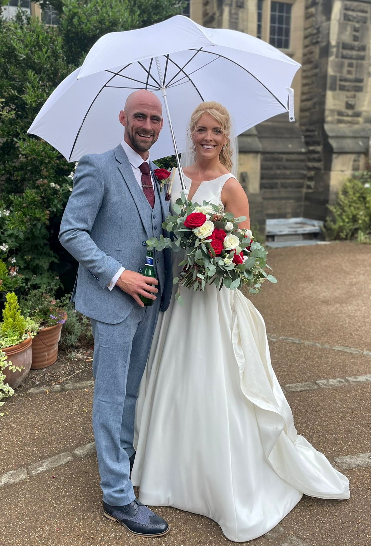 Newcastle groom surprises bride by playing saxophone at wedding after ...