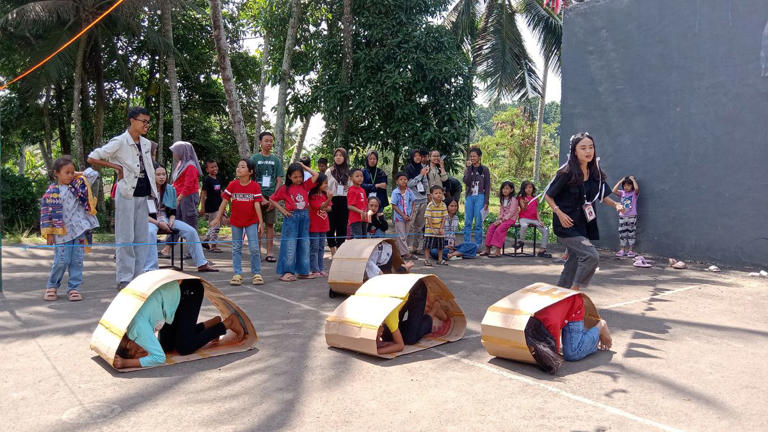 10 Ide Lomba 17 Agustusan Anti Mainstream, Dijamin Seru dan Bikin Ngakak!