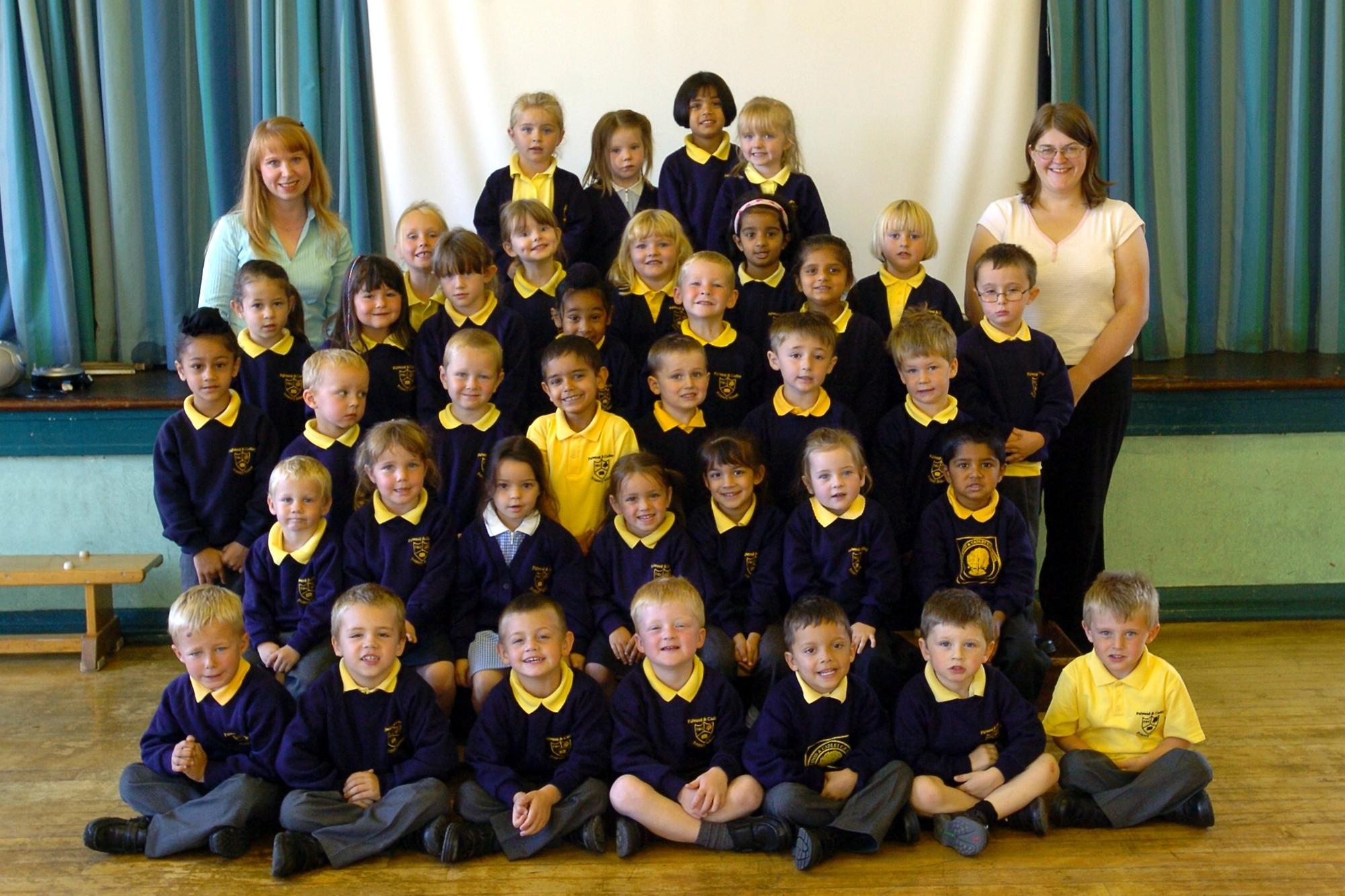 33 wonderful reception class photos taken at schools in Preston during ...