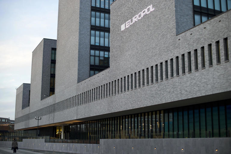 Europol warns of the persistent "threat" of jihadist terrorism