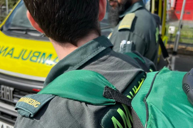 Two men injured after crash at major junction in Coventry