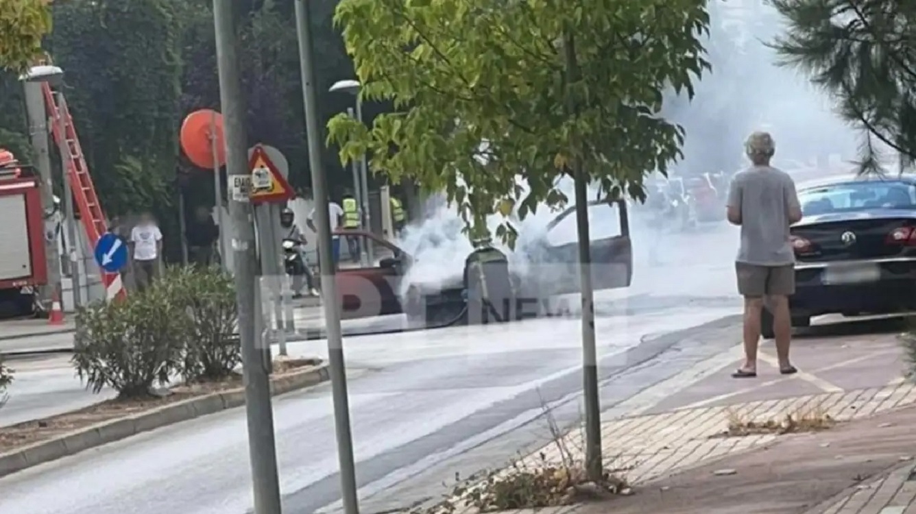 Φωτιά σε ΙΧ εν κινήσει στην Αγία Παρασκευή – Συναγερμός το μεσημέρι στη ...