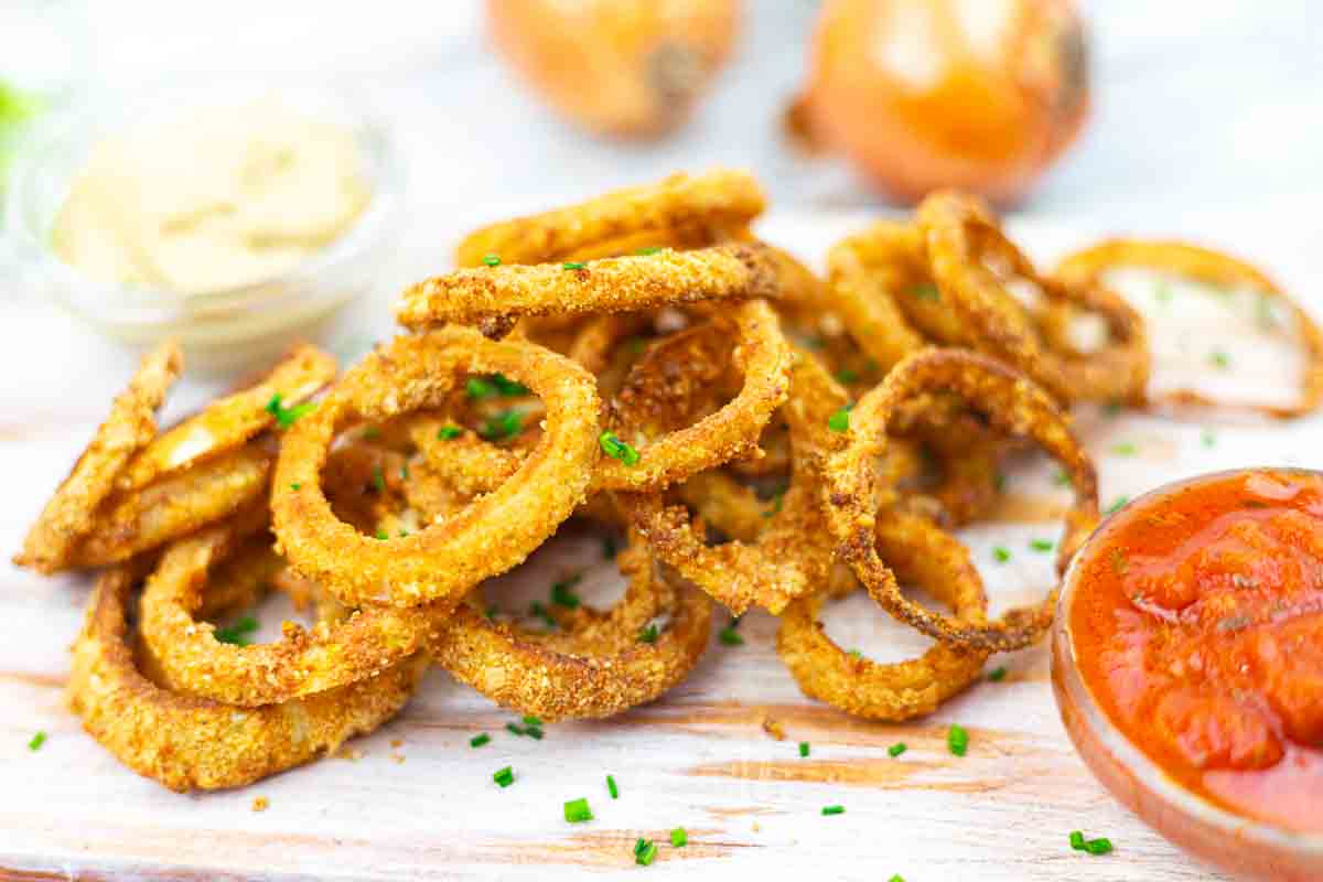 23 party appetizers that keep everyone happy and coming back for more