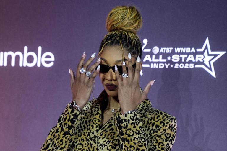 WNBA players embrace continuously growing tunnel walk fashion