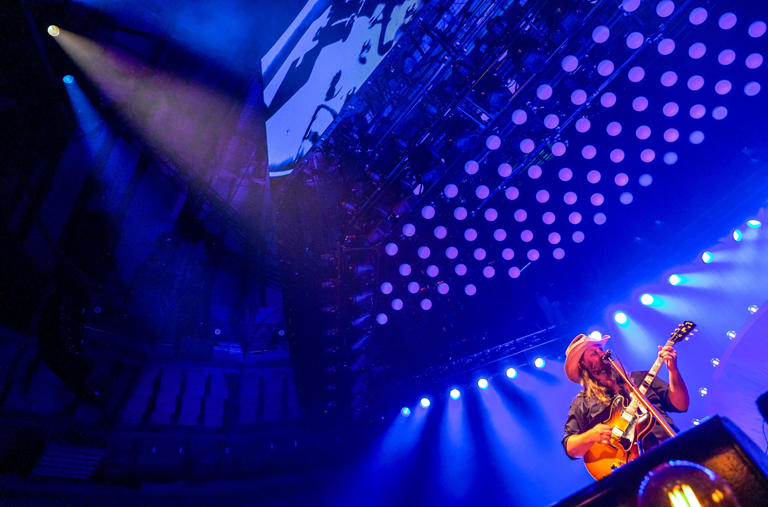 Ultimate guide to Chris Stapleton's Desert Diamond Arena concerts