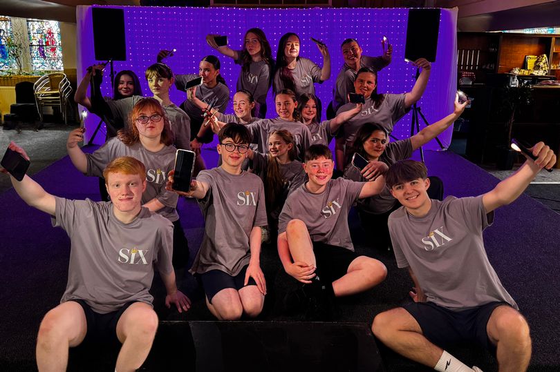 Striking students from Stage Skool in Motherwell set to wow audiences ...