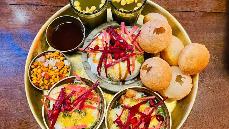 8 Indian street foods that boost gut health naturally