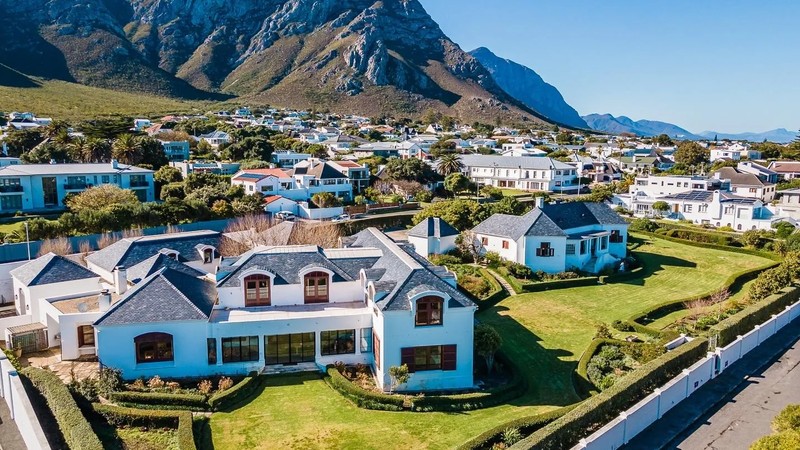 PICS: Inside Markus Jooste's R105 million estate in Voëlklip