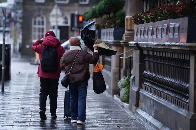 Edinburgh and Lothians slapped with 'severe' weather warning as Storm ...