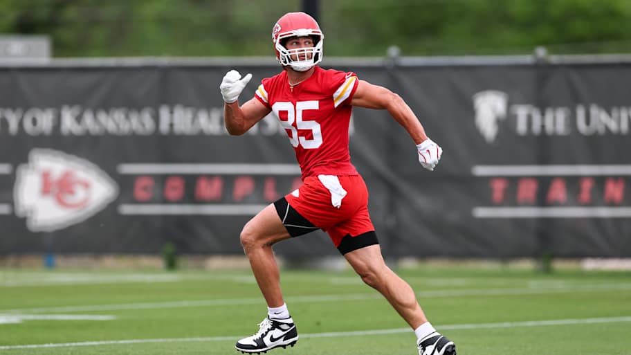 Robert Tonyan might be turning training camp buzz into a real roster role