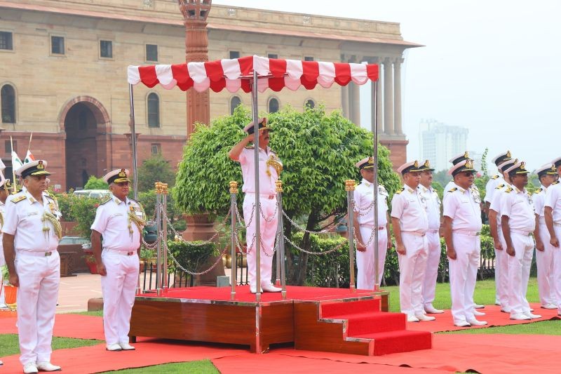 Vice Admiral Sanjay Vatsayan assumes charge as 47th Vice Chief of the ...