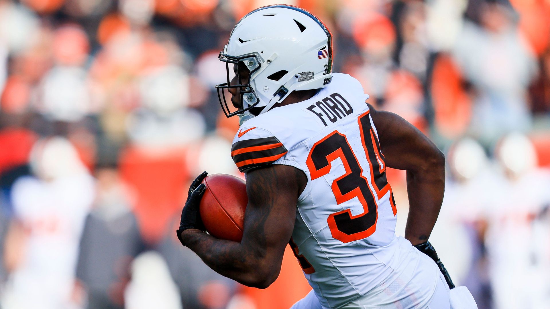 Daily Dawg Chow 8/1: Browns news, WR Chase Cota signed, Madden rankings ...