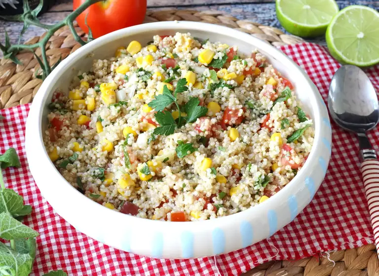 Quinoa-Salat mit Tabbouleh-Geschmack: erfrischend und noch gesünder