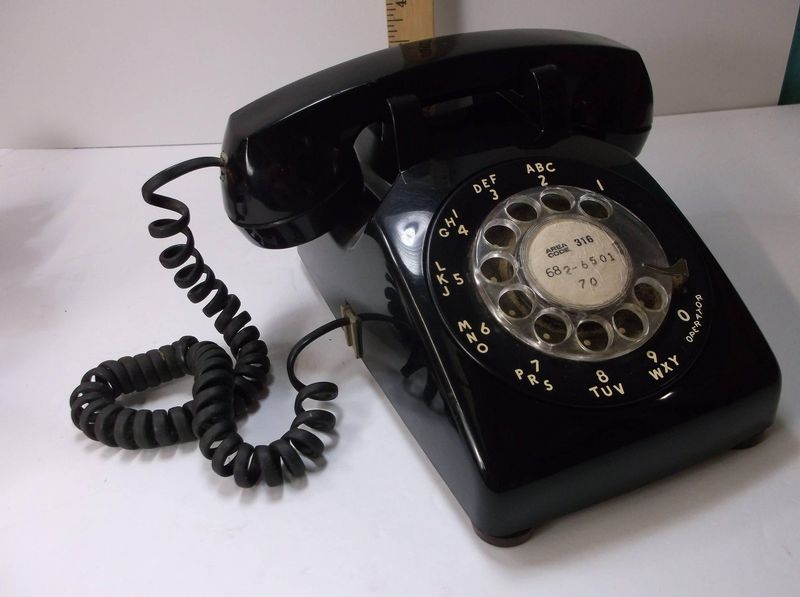 10 Things You'll Only Understand If You Grew Up With a Rotary Phone