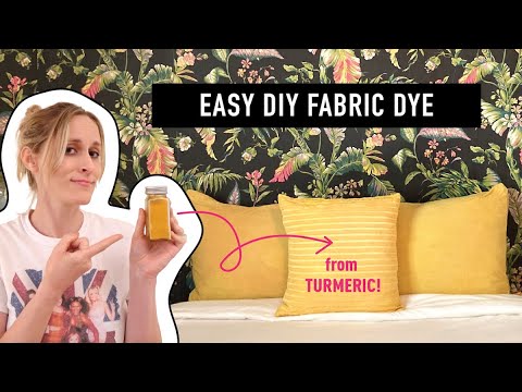 She made natural fabric dye using kitchen spices