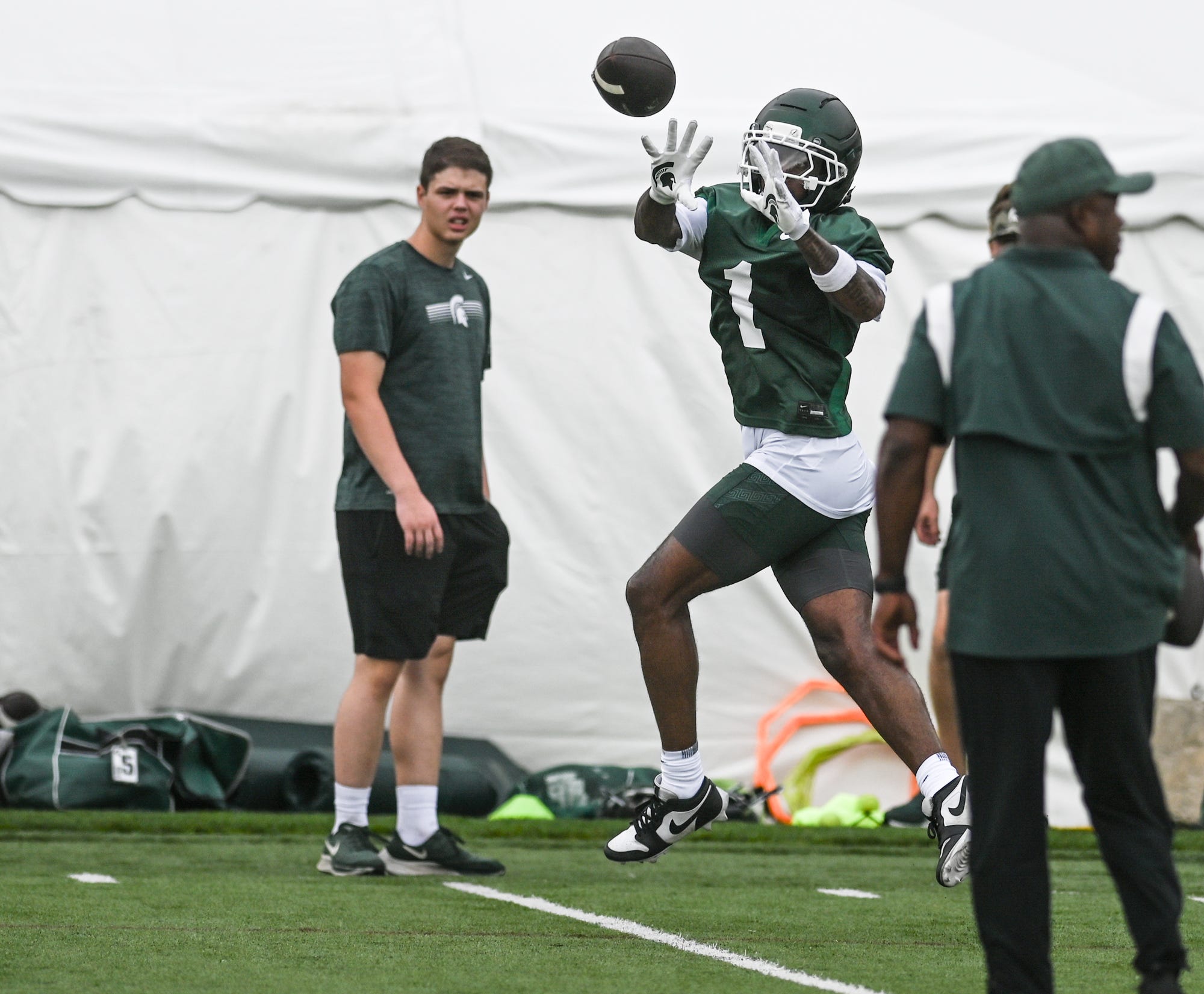 Michigan State football hopes new WRs can offset attention on Nick ...