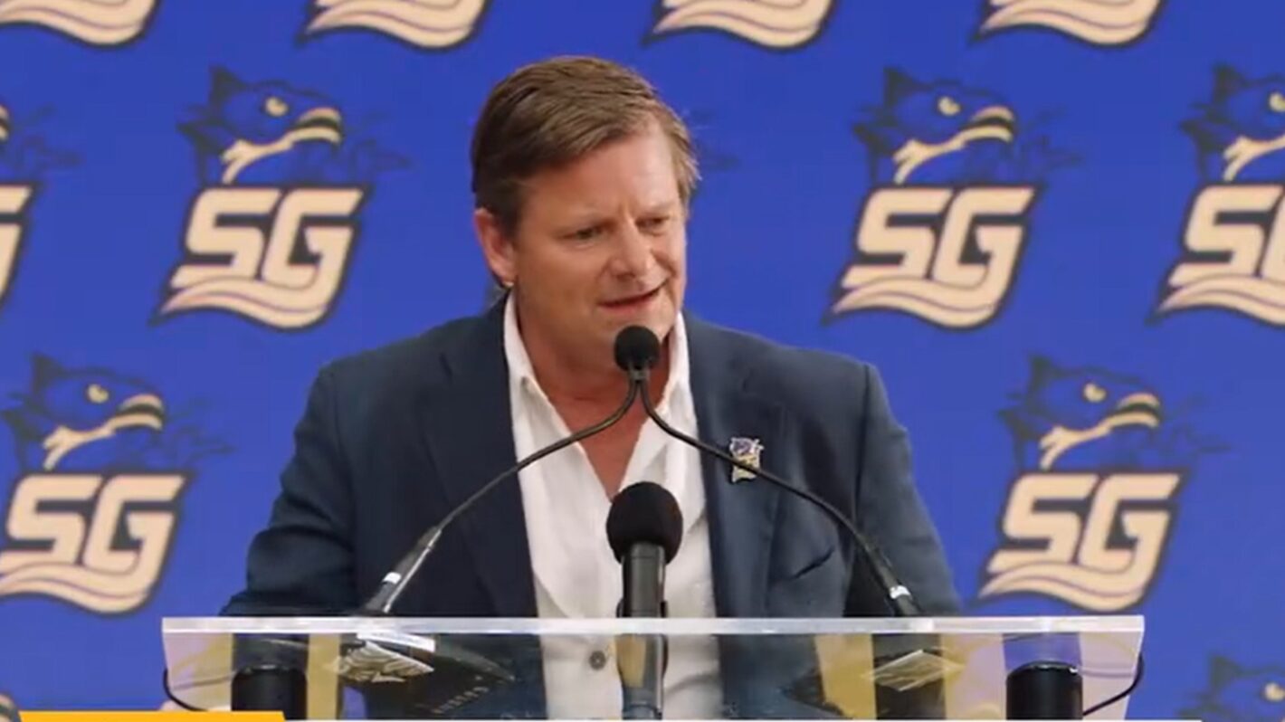 ‘Chad Powers’: Steve Zahn Showcases His Coaching Skills in First Look