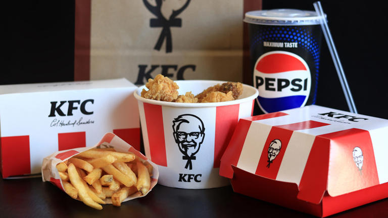 How KFC Makes Its Chicken Stick To The Breading Like Glue