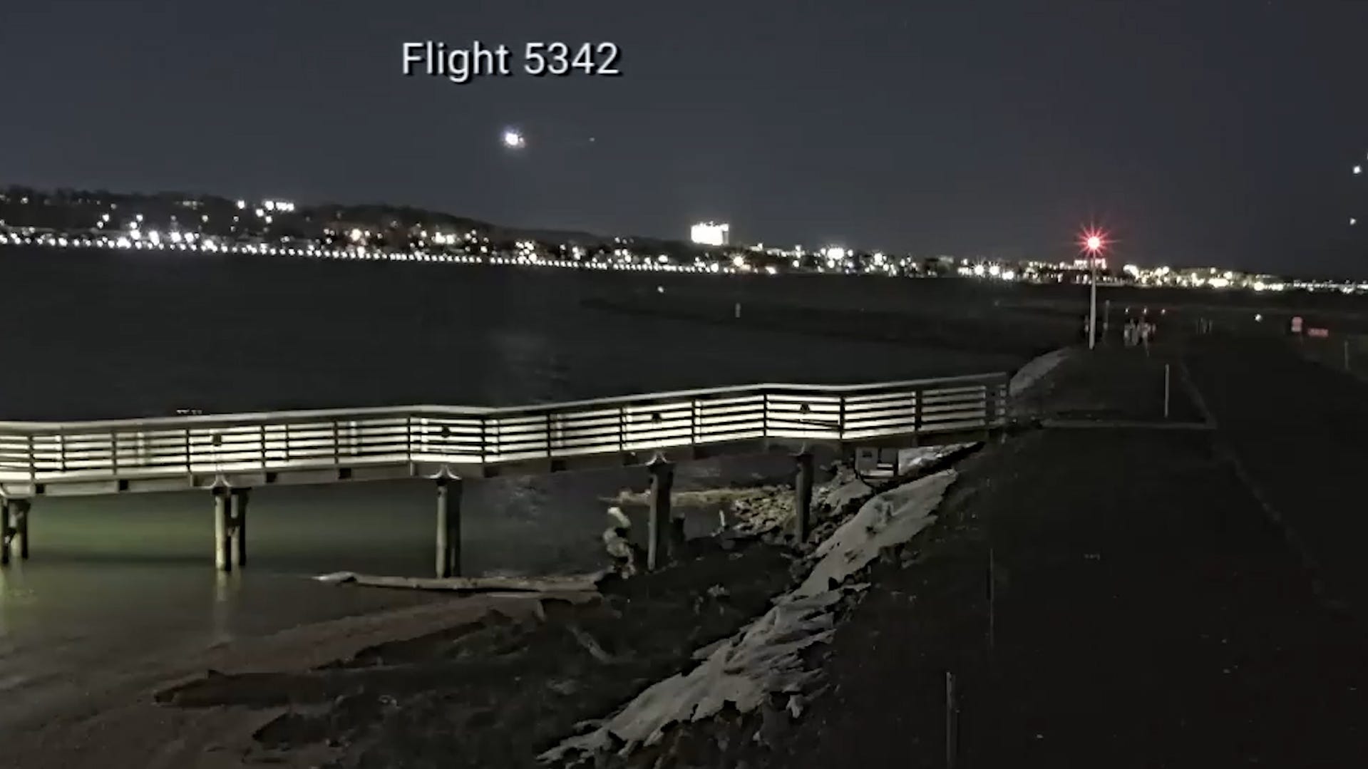 New footage released by NTSB of DCA helicopter and passenger jet crash