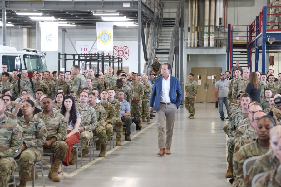 Congressman Pfluger visits and praises GAFB