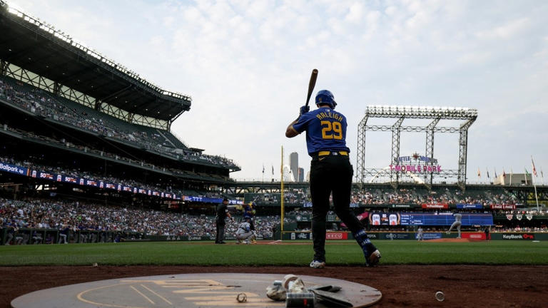 MLB: Cal Raleigh Joins Historic Group with Barry Bonds, Aaron Judge ...