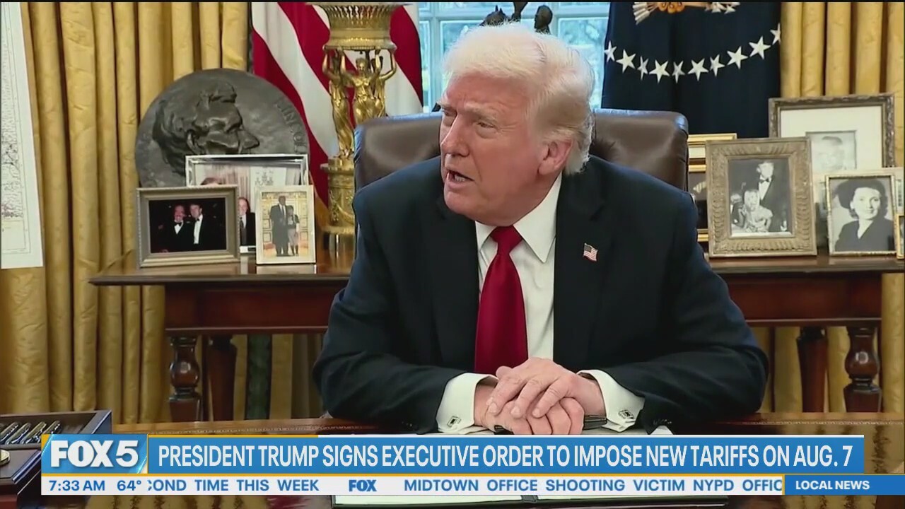 Trump sign executive order to impose new tariffs on Aug. 7