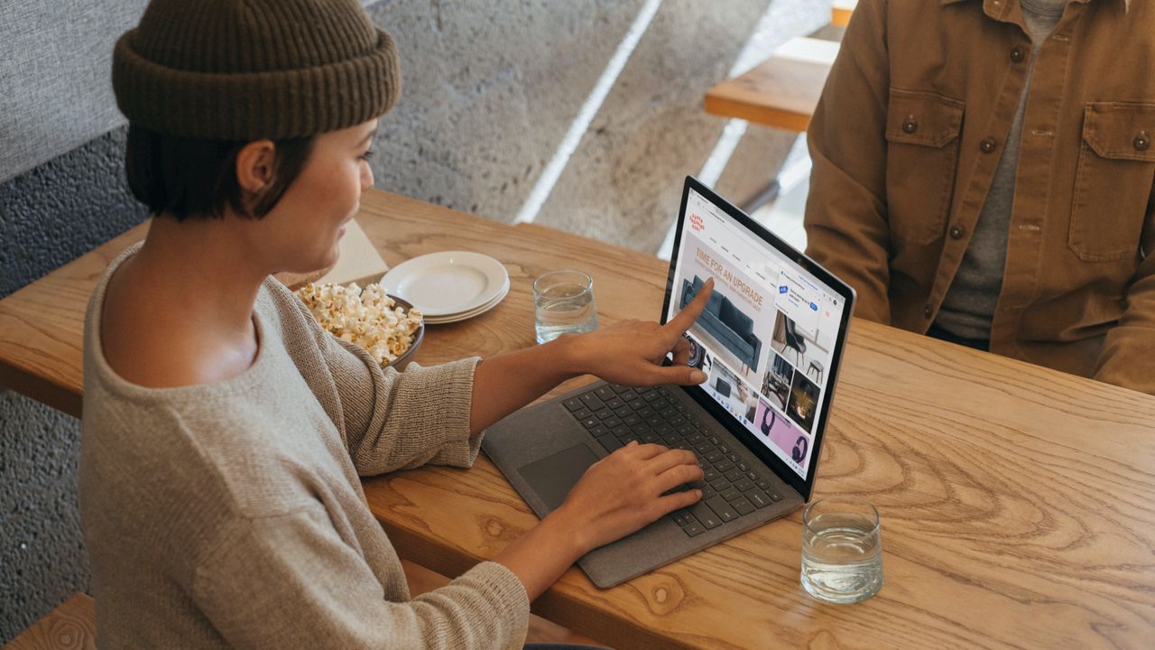 Microsoft Edge and Aloha caught sharing precise user location data with ...