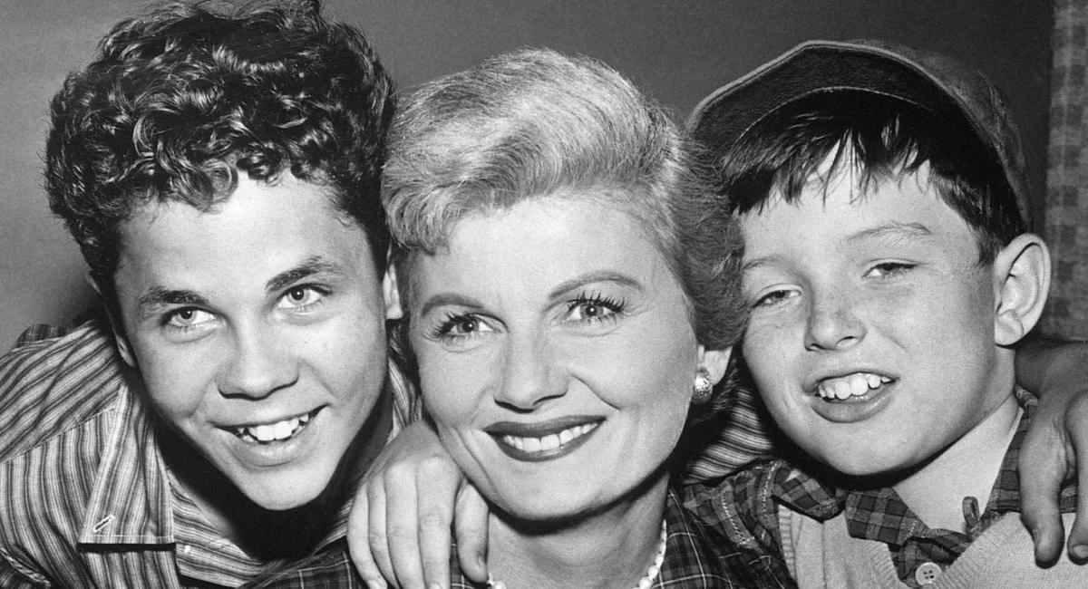 'Leave It to Beaver' Star Makes 'Awesome' Announcement