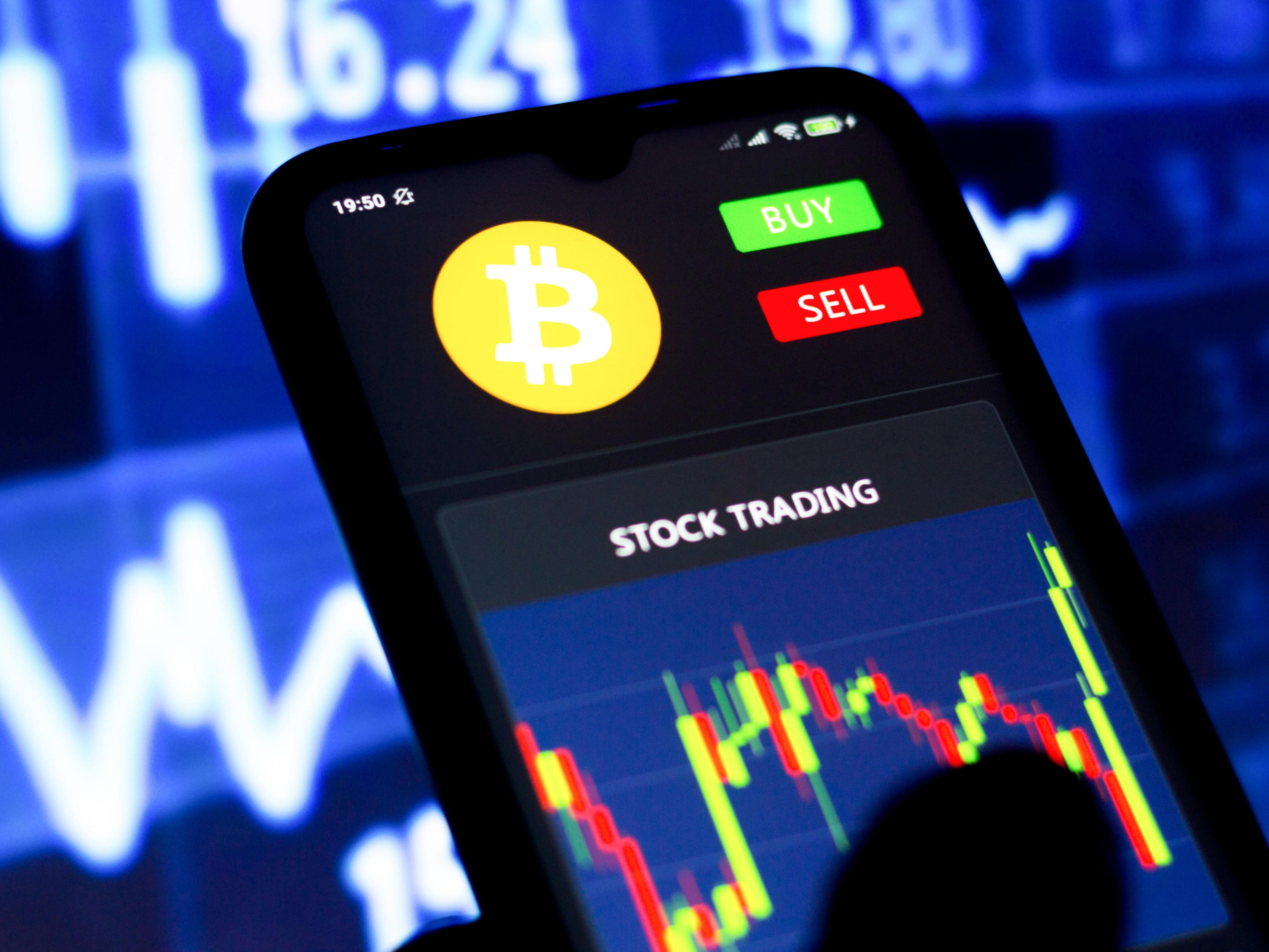 A trader who bought bitcoin in the early days shares how he navigates ...