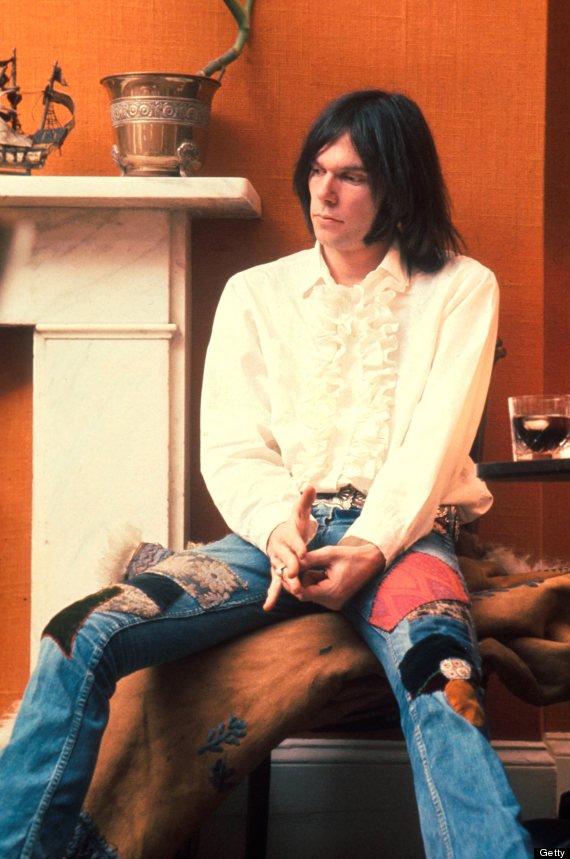 20 Photos Of Neil Young At The Very Beginning