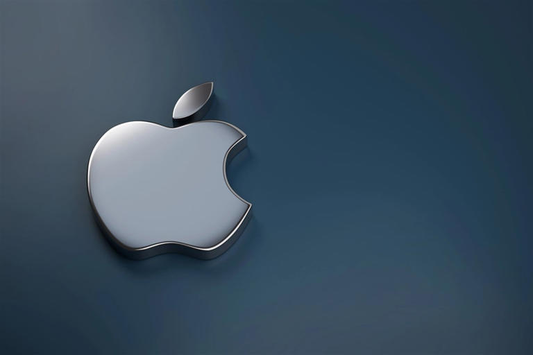 Apple Stock: Big Earnings, Small Move-Time to Buy?