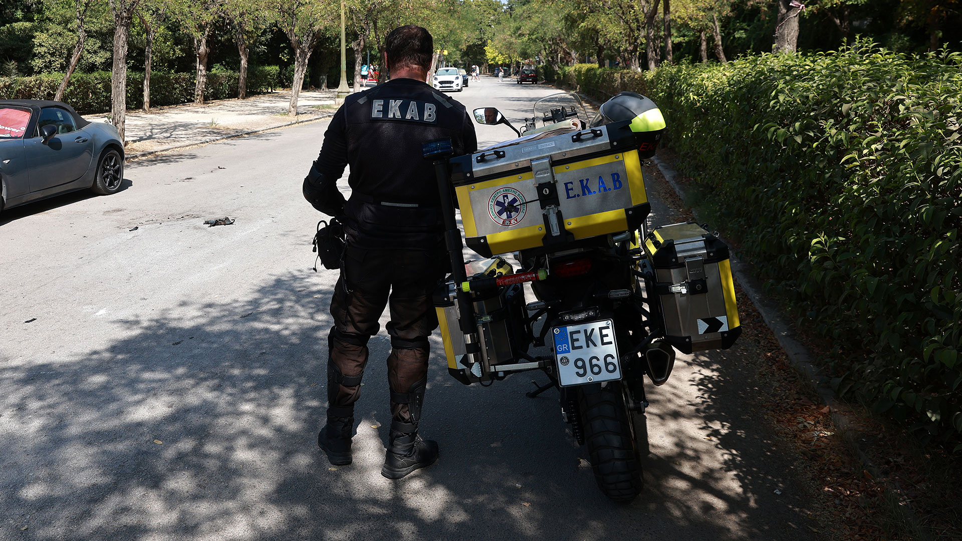 Υπέκυψε στα εγκαύματά της η 67χρονη που αυτοπυρπολήθηκε στο Ζάππειο ...