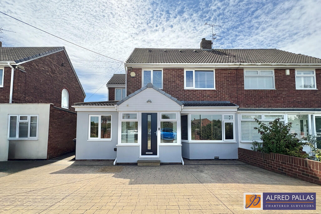 It's absolutely stunning! We tour the charming Cleadon 4-bed home with ...