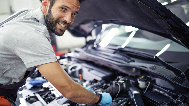 What You Should Look For If Your Car Cranks Up But Doesn't Start
