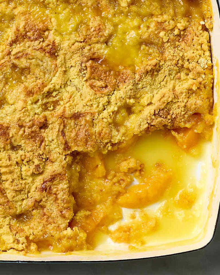 My 3-Ingredient Peach Cobbler "Dump Cake" Is the Easiest Dessert You'll ...
