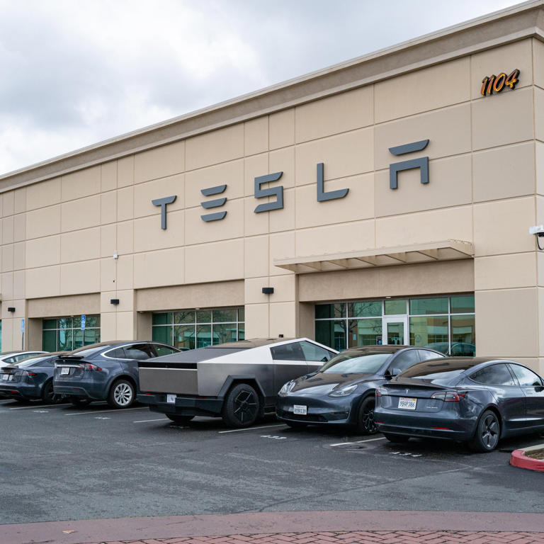 Tesla Pomona Service Center