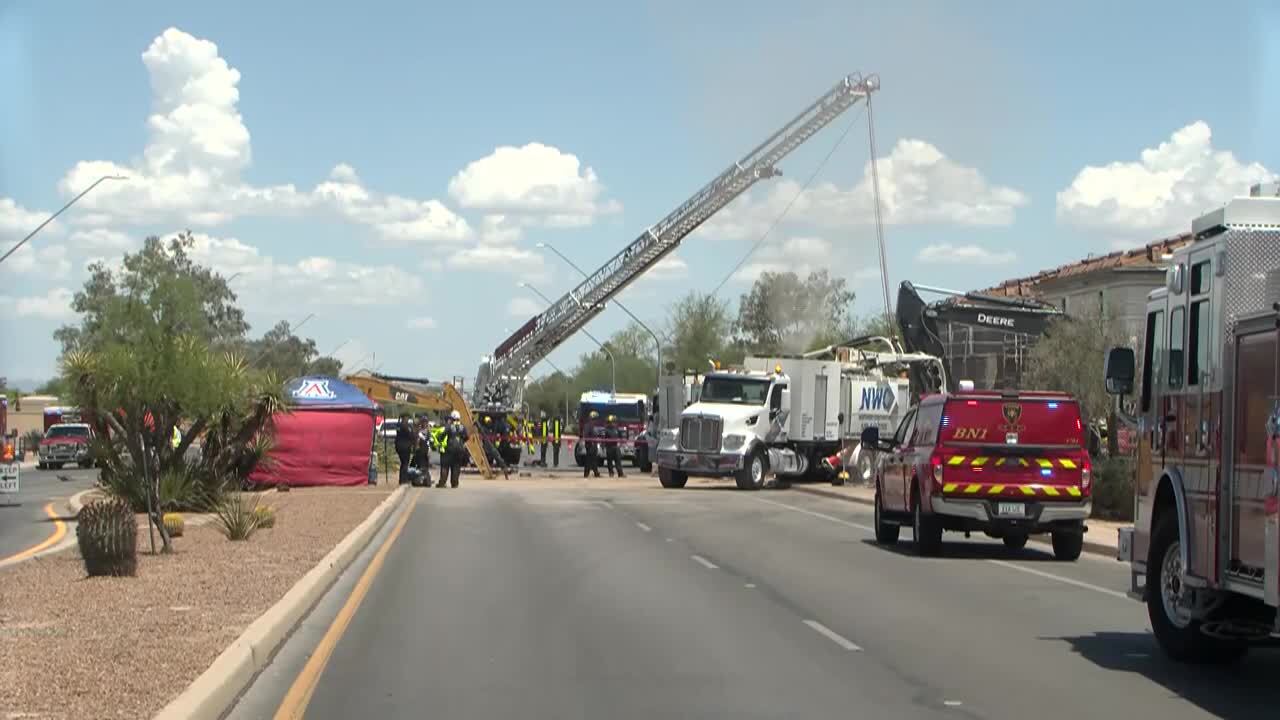 Construction worker rescued from trench following collapse in Tucson