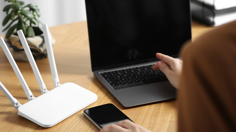Here's What You Should Do To Optimize Your Wi-Fi Router's Capabilities ...