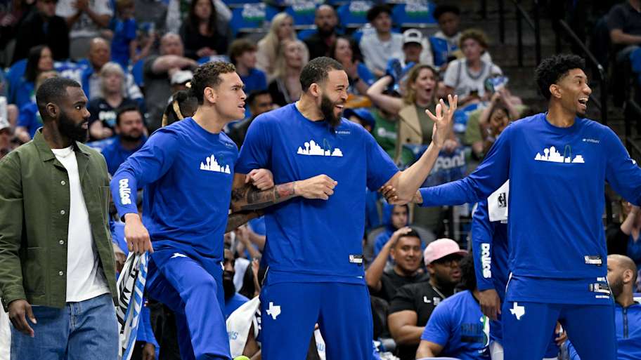 Former Dallas Mavericks 7-footer, 3-time NBA champion signs with ...