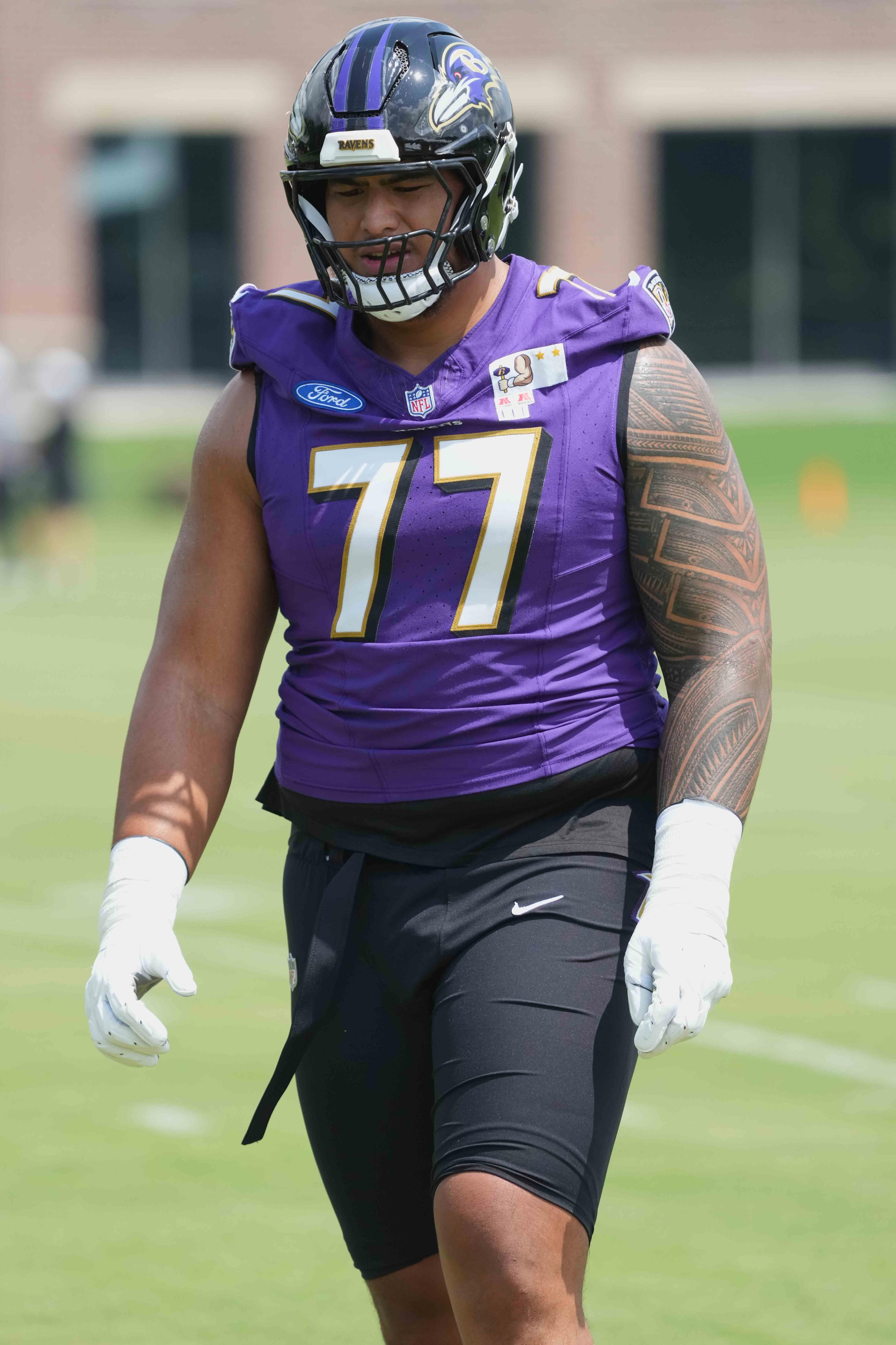 Baltimore owner Steve Bisciotti calls out Ravens offensive line failures