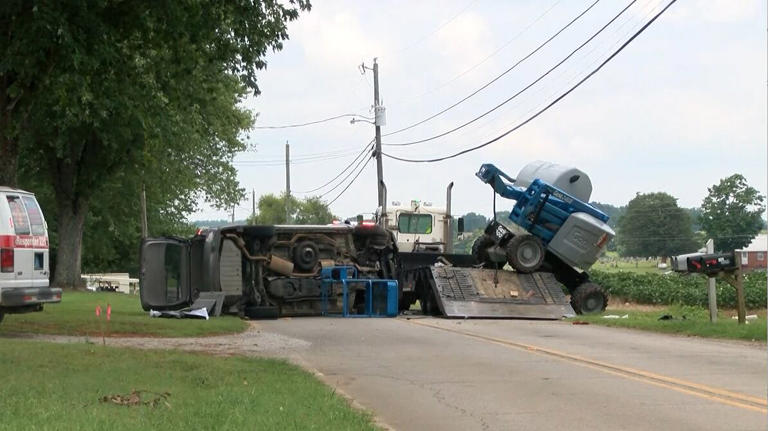 One dead following wreck in Hazel Green