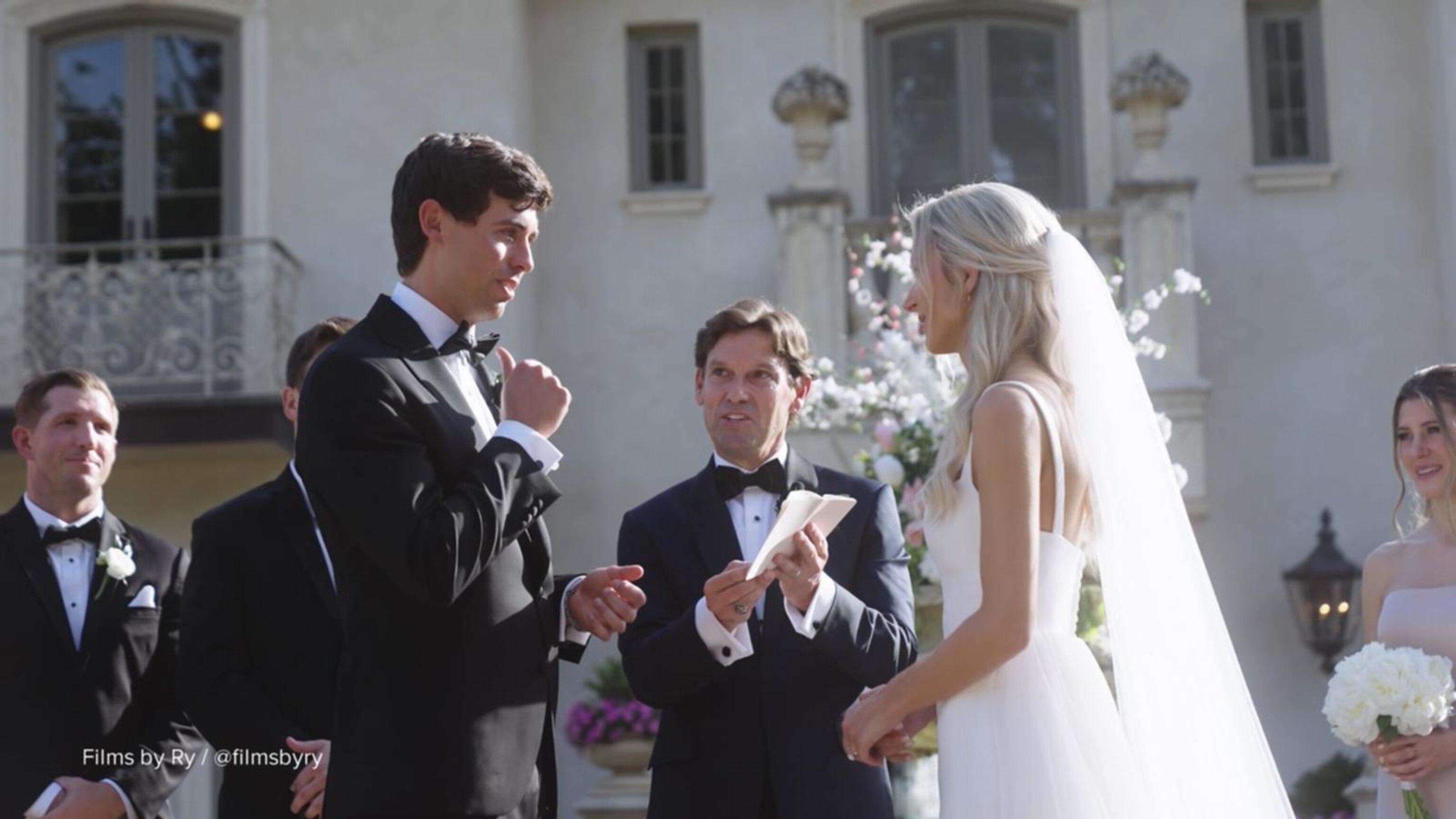 Groom surprises bride and her parents with ASL vows