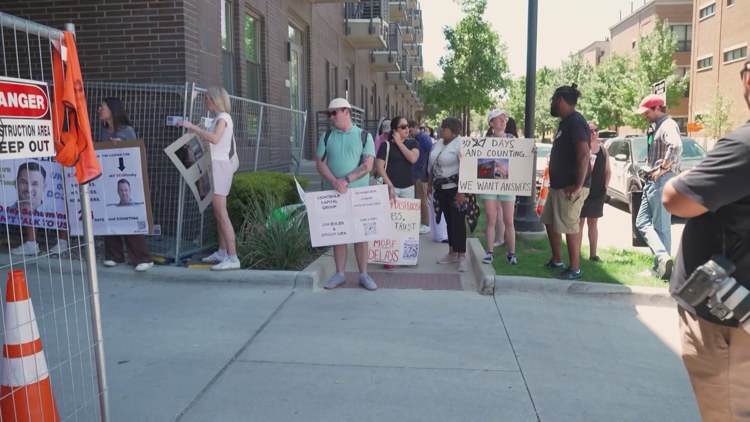Dozens of displaced tenants file lawsuit against Fort Worth apartment ...