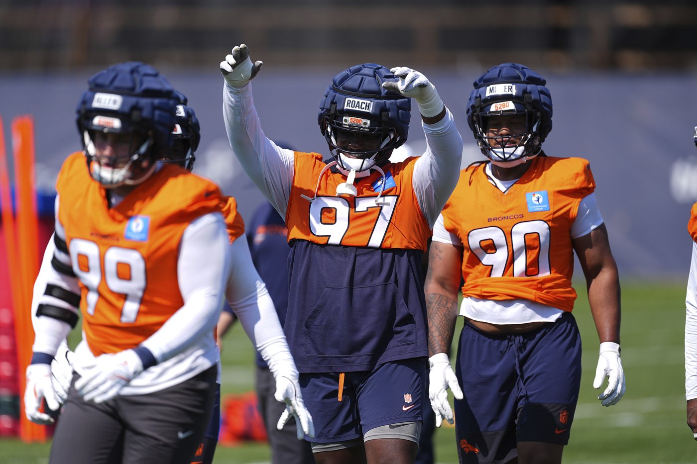 All-Pro defensive tackle Zach Allen agrees to 4-year, $102M extension ...