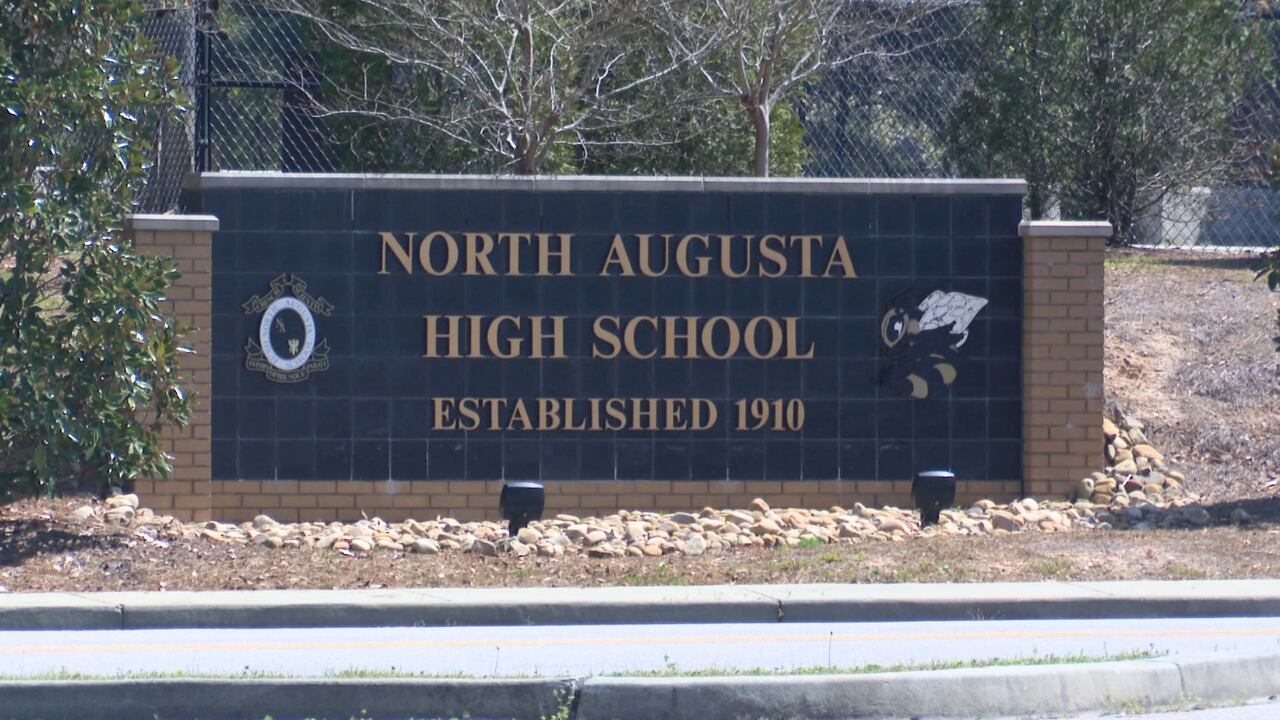 Teen charged with bringing gun to North Augusta High School