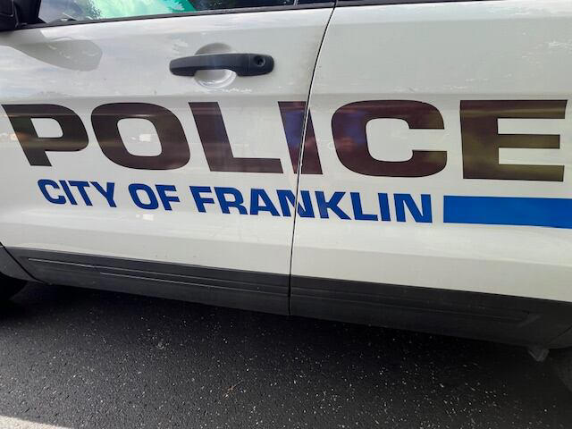 Multi-vehicle crash closes Franklin roadway