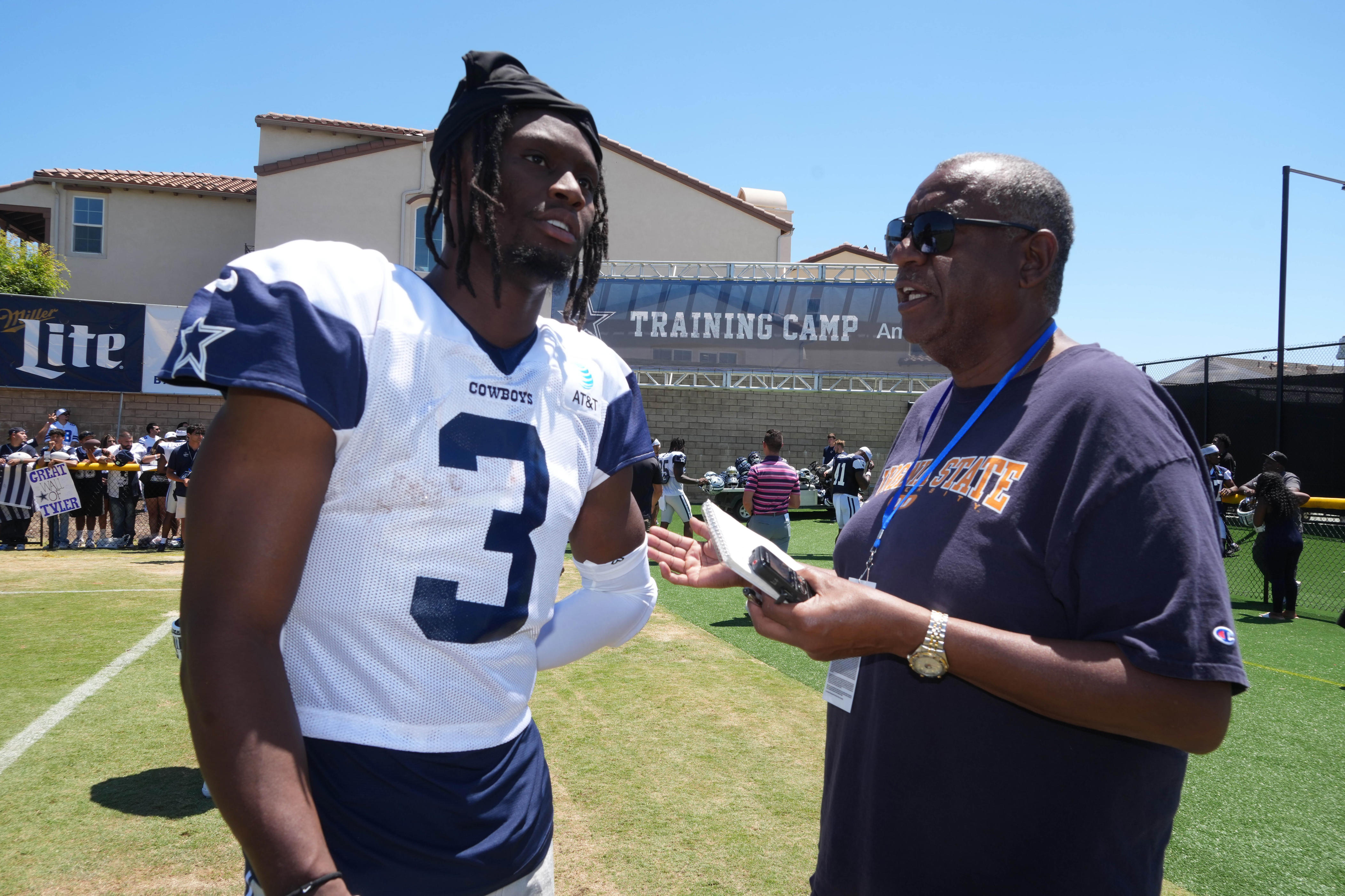 Cowboys headlines: Did George Pickens try to get traded? Vet LB news