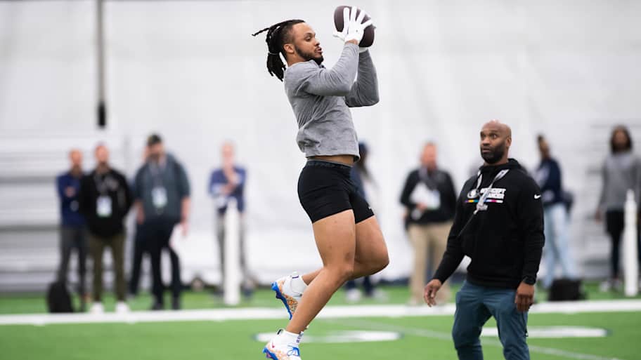 Texans Rookie Suffers Injury in Training Camp
