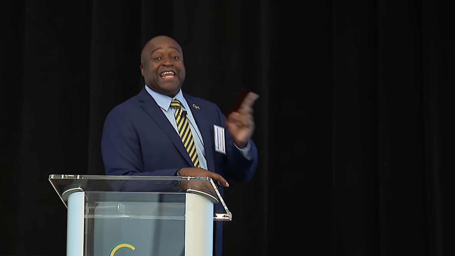 George Mason U. board keeps president amid concerns about Trump ...