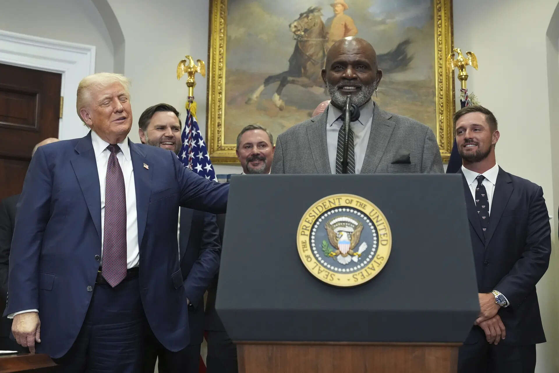 Who is Lawrence Taylor? Controversial New York Giants footballer ...